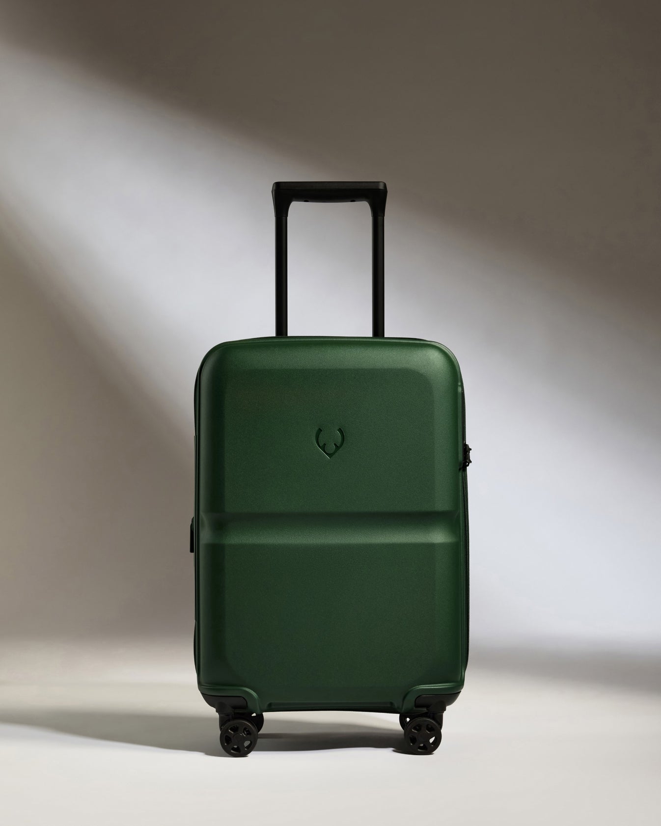 Expandable Carry-on Suitcase in Green - Single Stripe – Antler USA