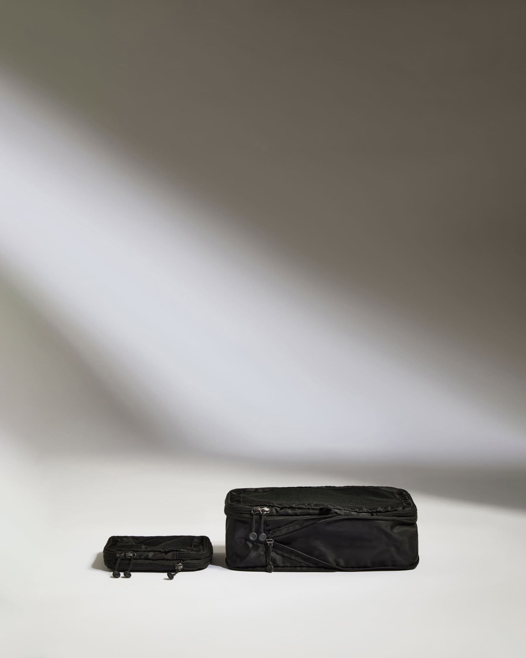 Packing Cubes in Black Set of 2 » Travel Accessories » Packing ...